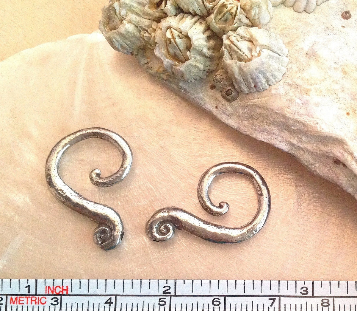 457-Green Girl Studios Swirl Hook – GreenGirlStudios