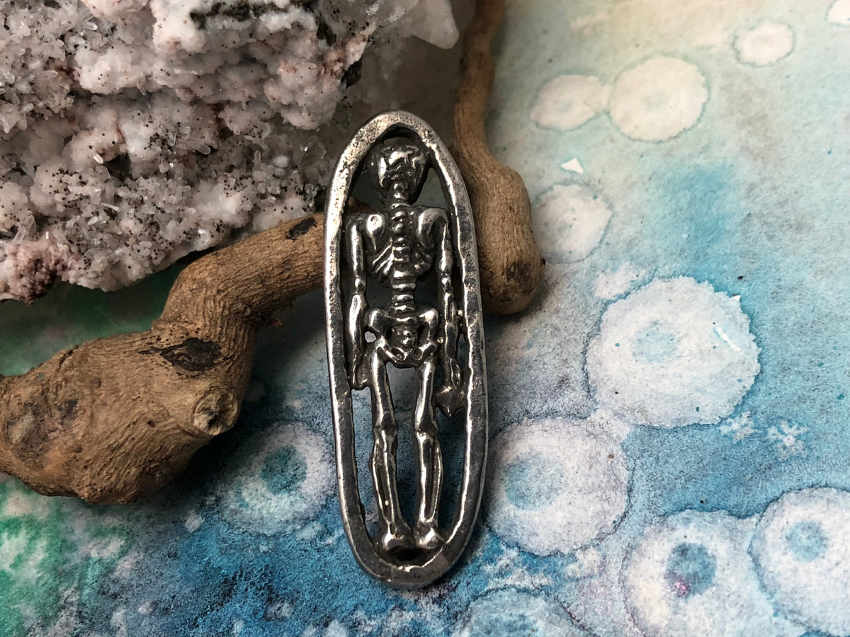 Skeleton Link – GreenGirlStudios